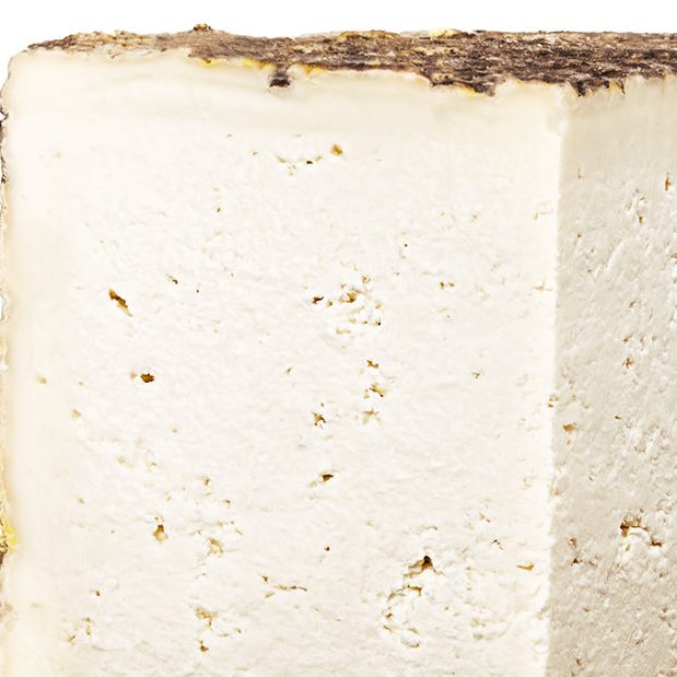 Castelrosso - Salvacremasco Cow's Milk Cheese - Emilia ltd - Online shop