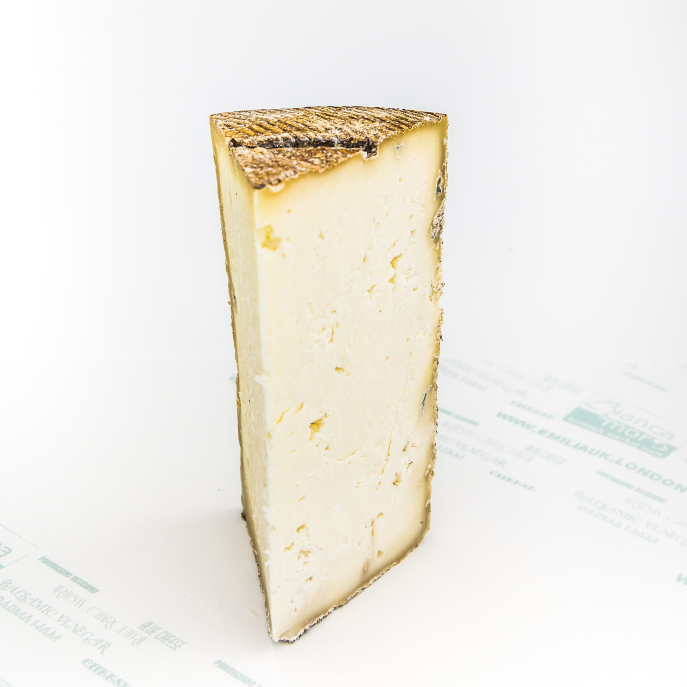 Castelrosso - Salvacremasco Cow's Milk Cheese - Emilia ltd - Online shop